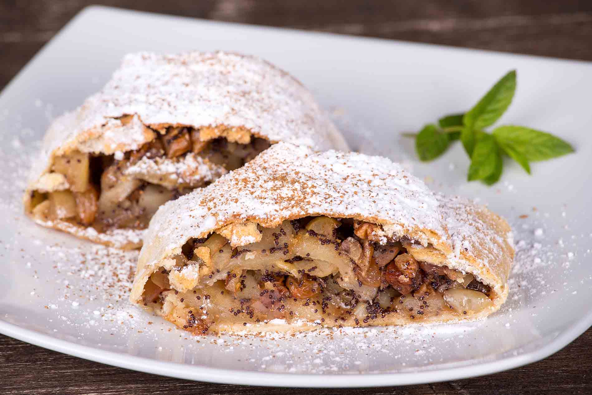 Apfel-Mohn-Strudel | Einfaches Rezept